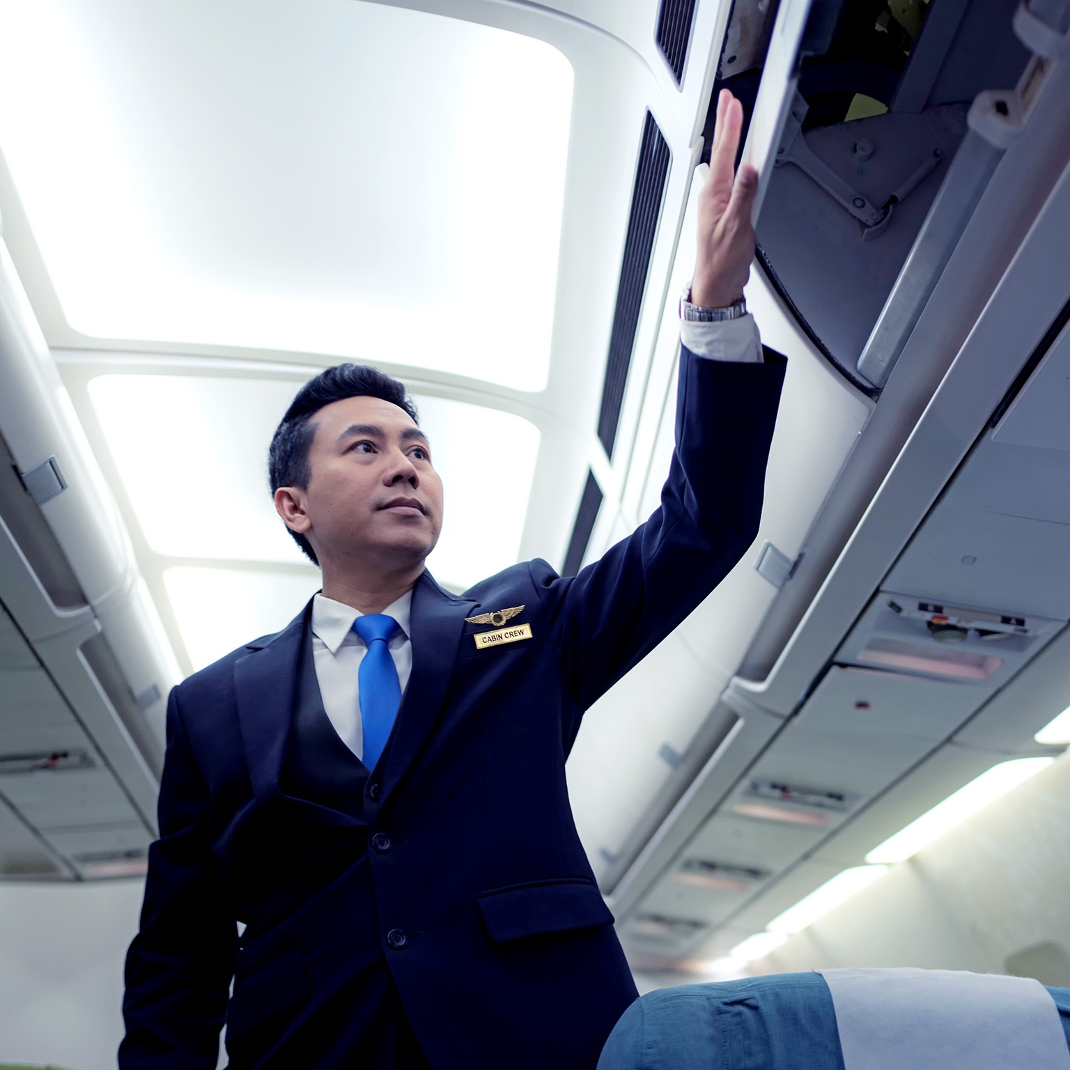 Strategy lessons from legacy carriers & low-cost airlines | McKinsey